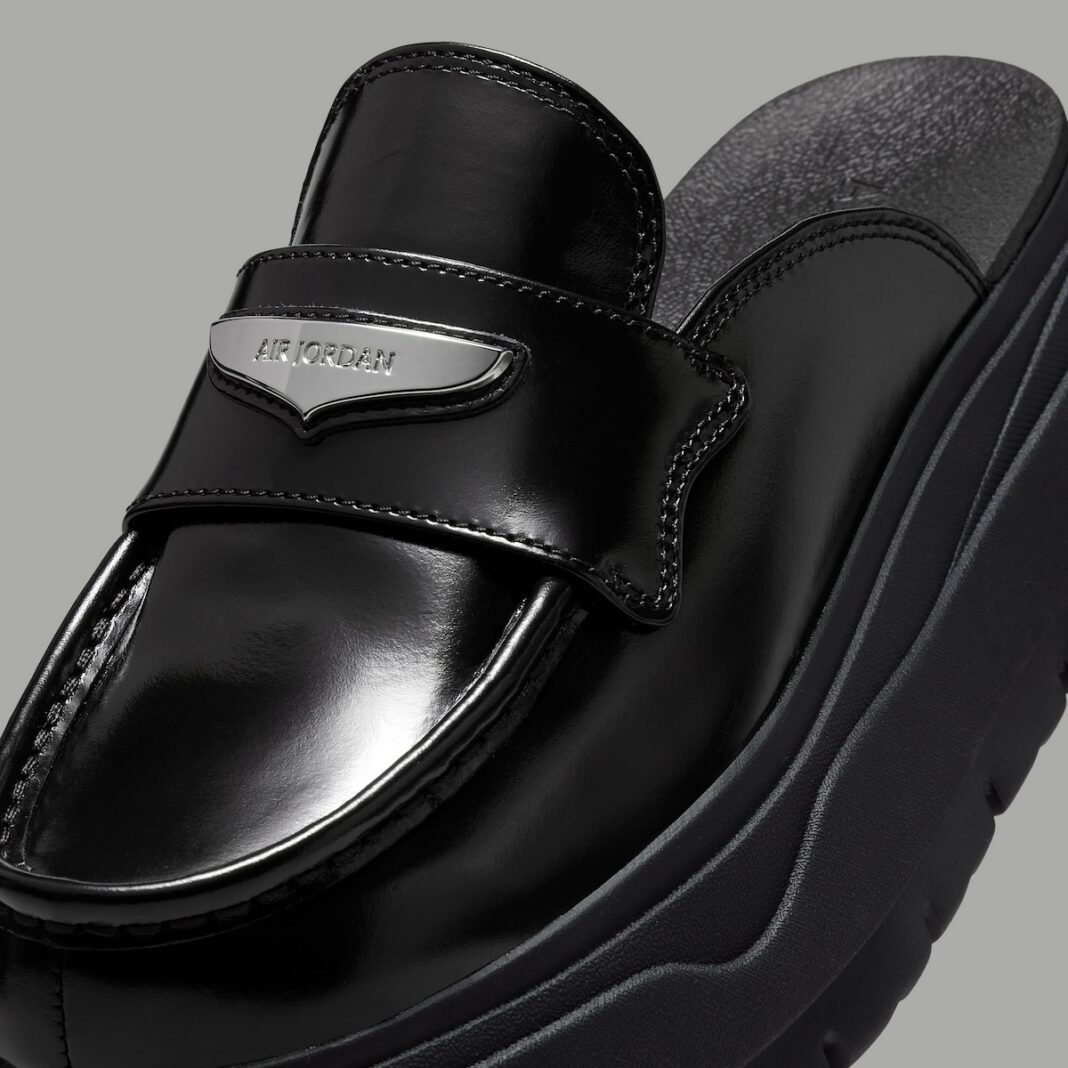 Air Jordan Mule Black Metallic Silver HJ4292-001