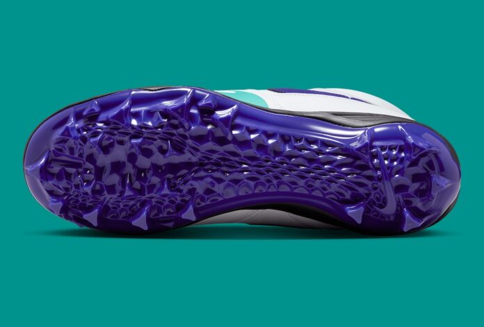 Jordan Stadium 90 Football Cleat Grape HQ0210-105