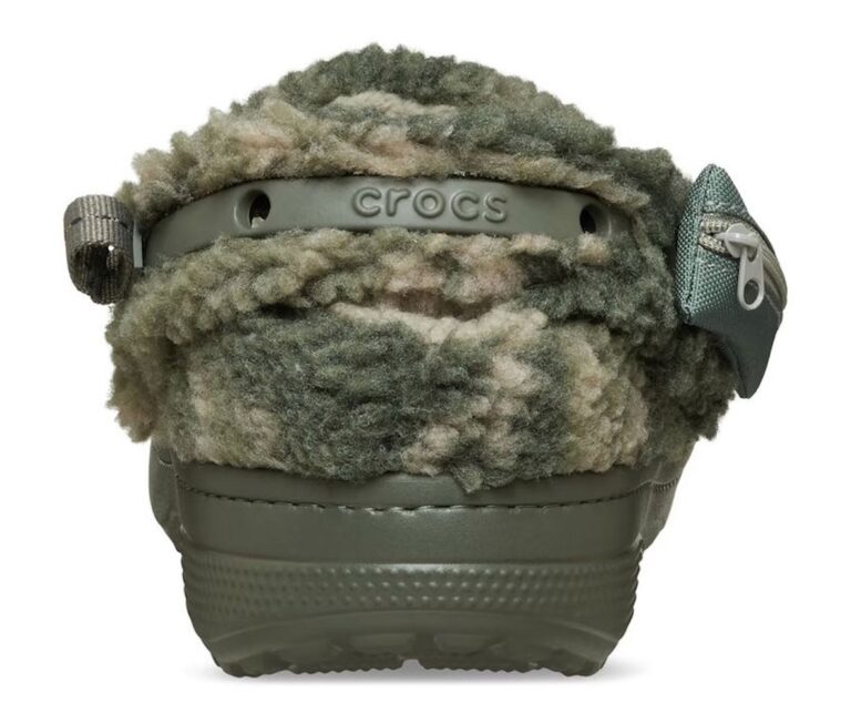 Hollister Crocs Classic Unfurgettable Clog 2025