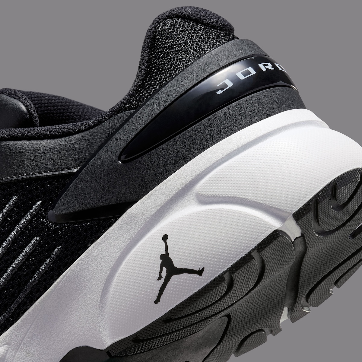 Jordan Trunner Flow IO2091-101 IO2091-003