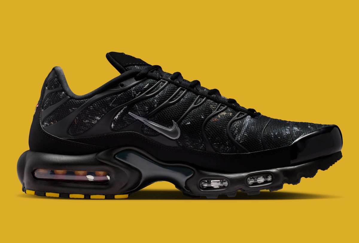 Nike Air Max Plus Black Wood Camo IQ0301-070