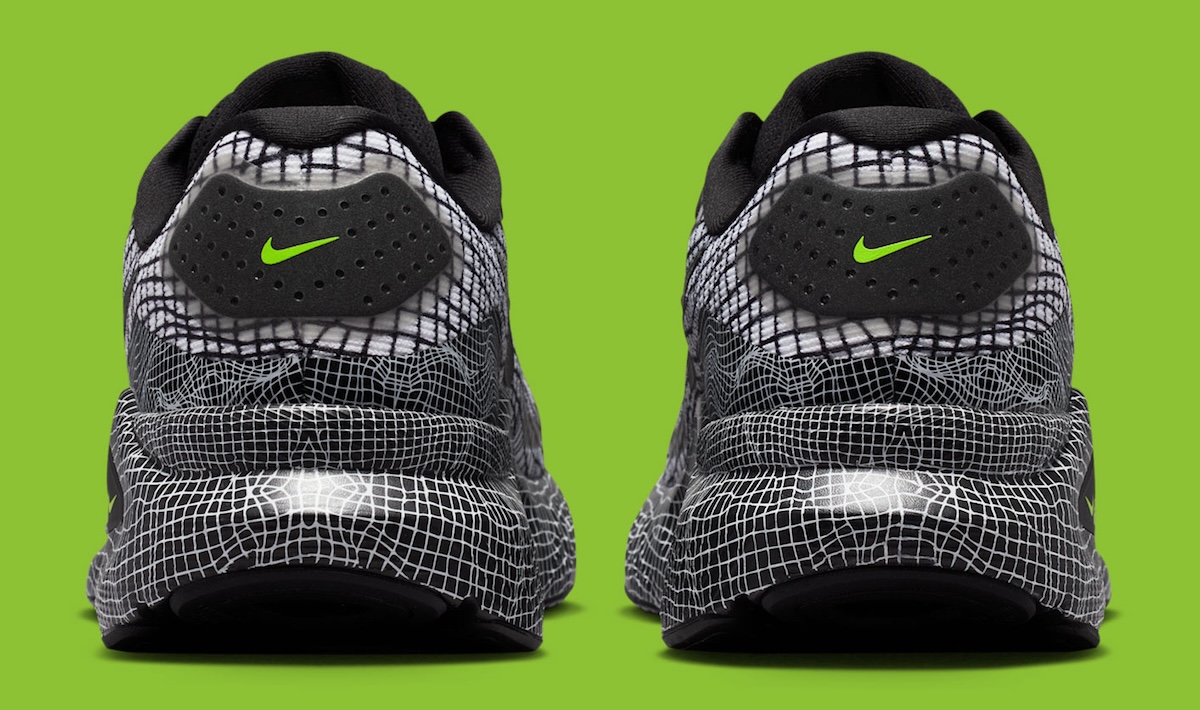 Nike Structure 26 Black Volt IQ0606-100