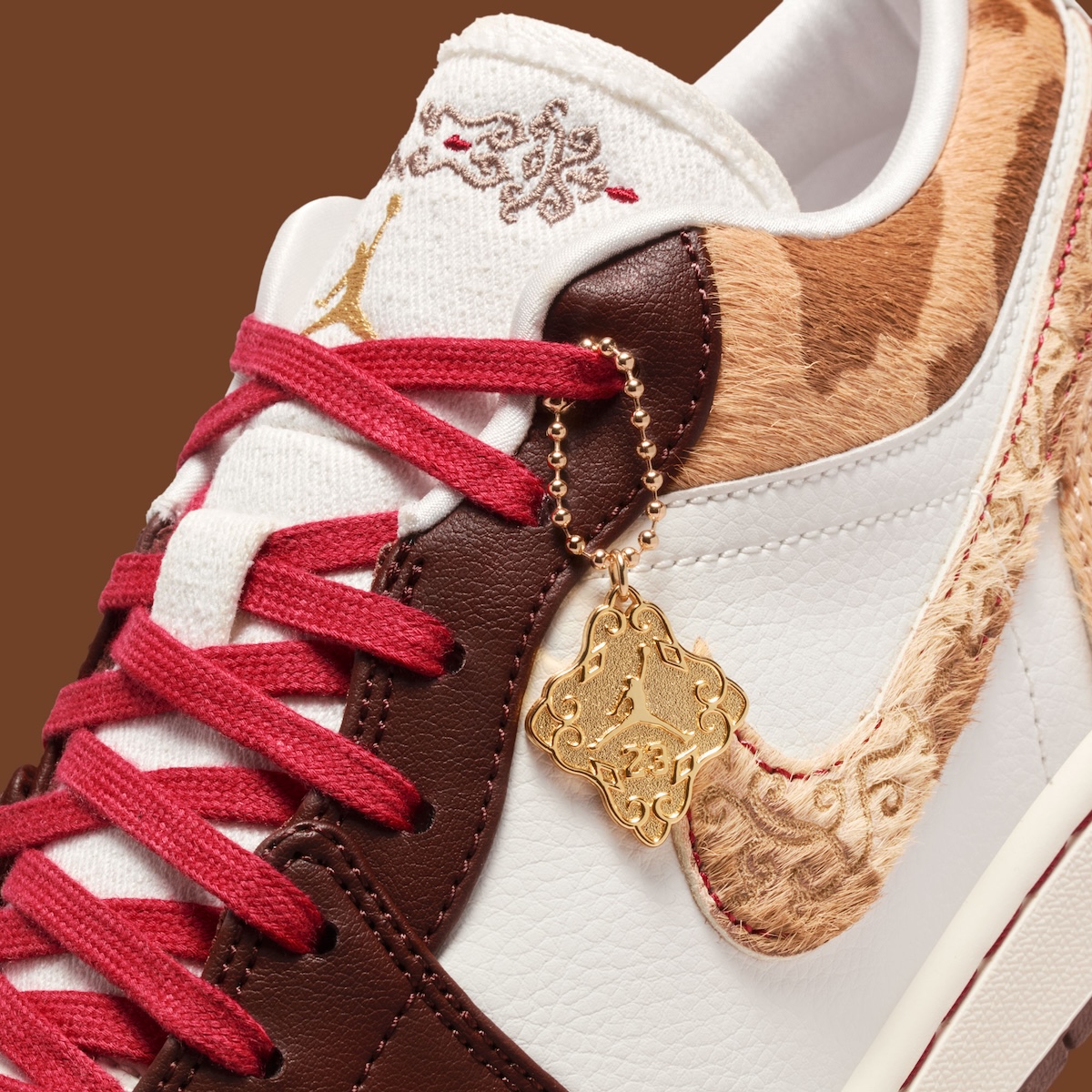 Air Jordan 1 Low SE Year of the Horse IQ5321-121