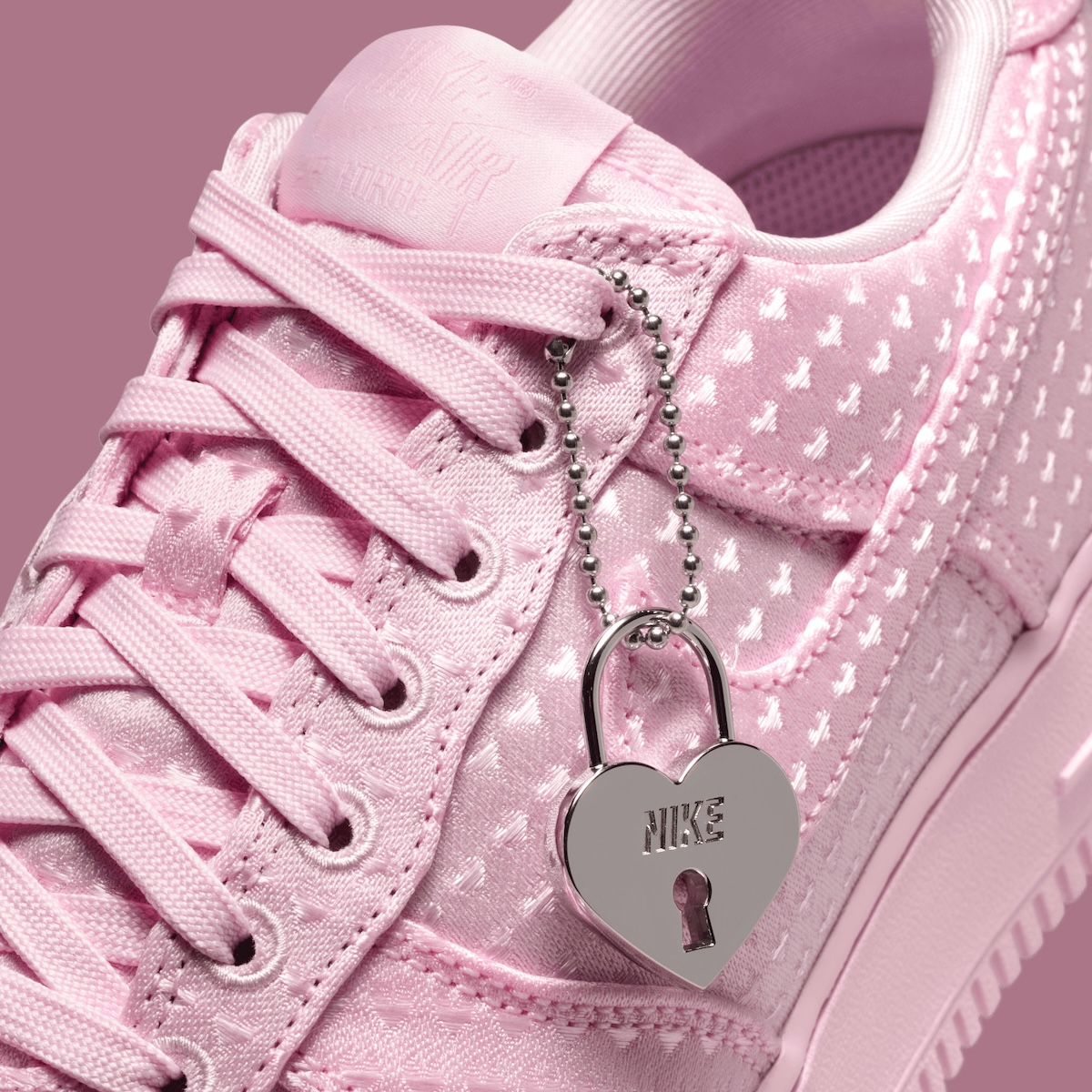 Nike Air Force 1 Low Valentine's Day 2026 IQ9965-601