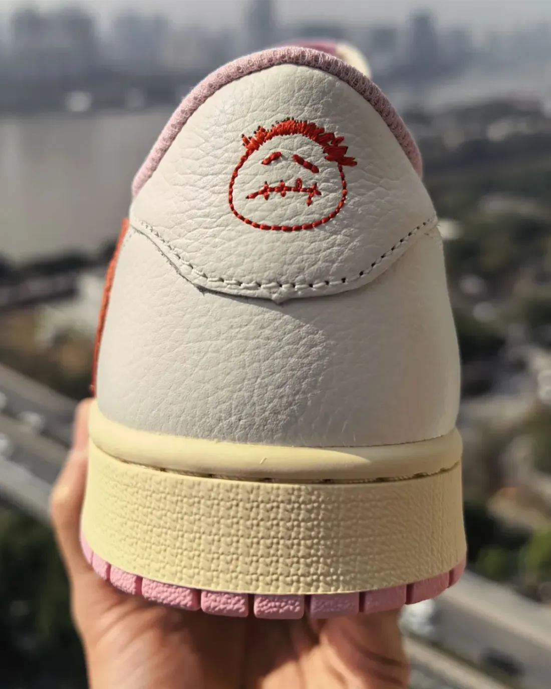 Travis Scott Air Jordan 1 Low OG Sail Tropical Pink 2026