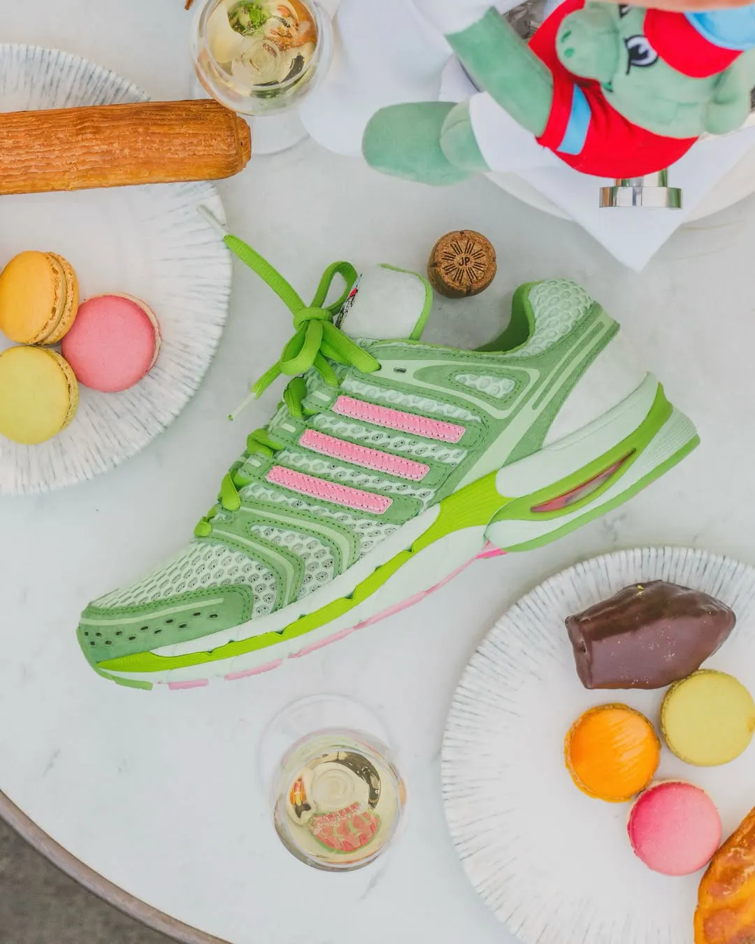 Unheardof adidas Adistar Control 5 Piggy Runner 2.0