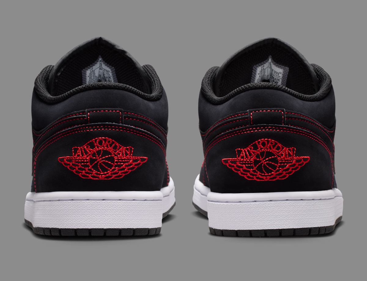 Air Jordan 1 Low "Bloodline" 553558-076