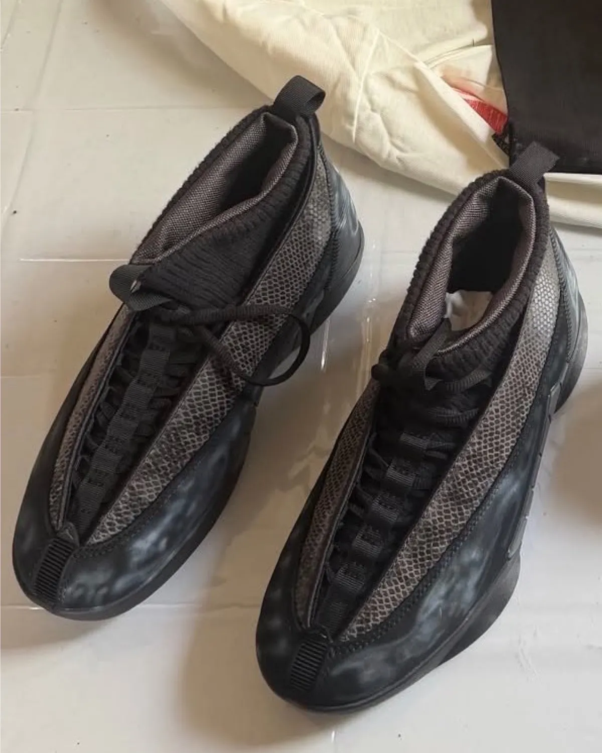 Air Jordan 15 “Snakeskin” Release Date IZ2585-001