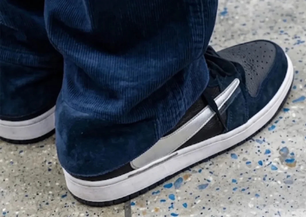 Travis Scott Fragment Air Jordan 1 Low 2026 Sample